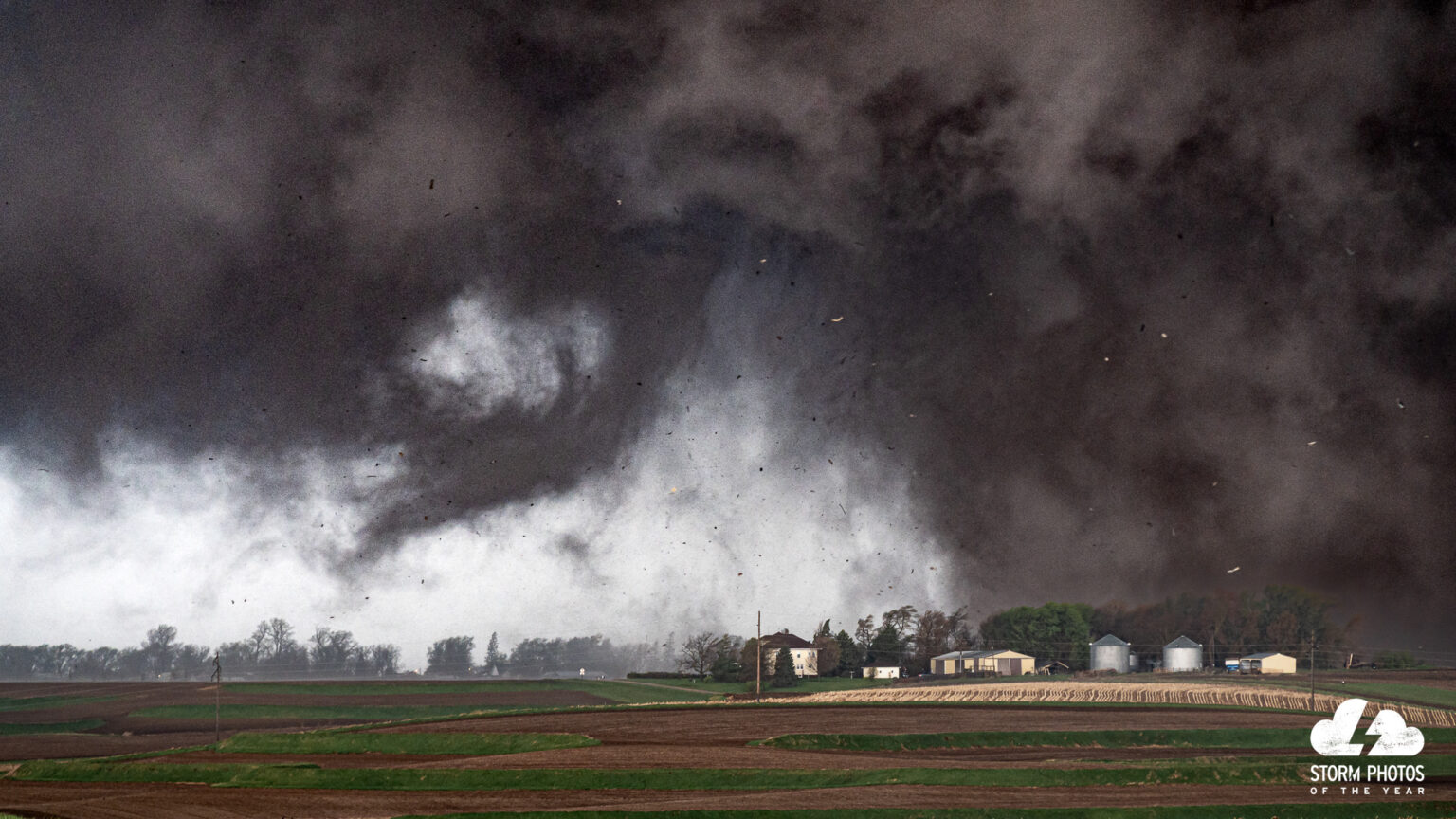 2024: Tornado Photo of the Year: Finalists - Storm Photos of the Year